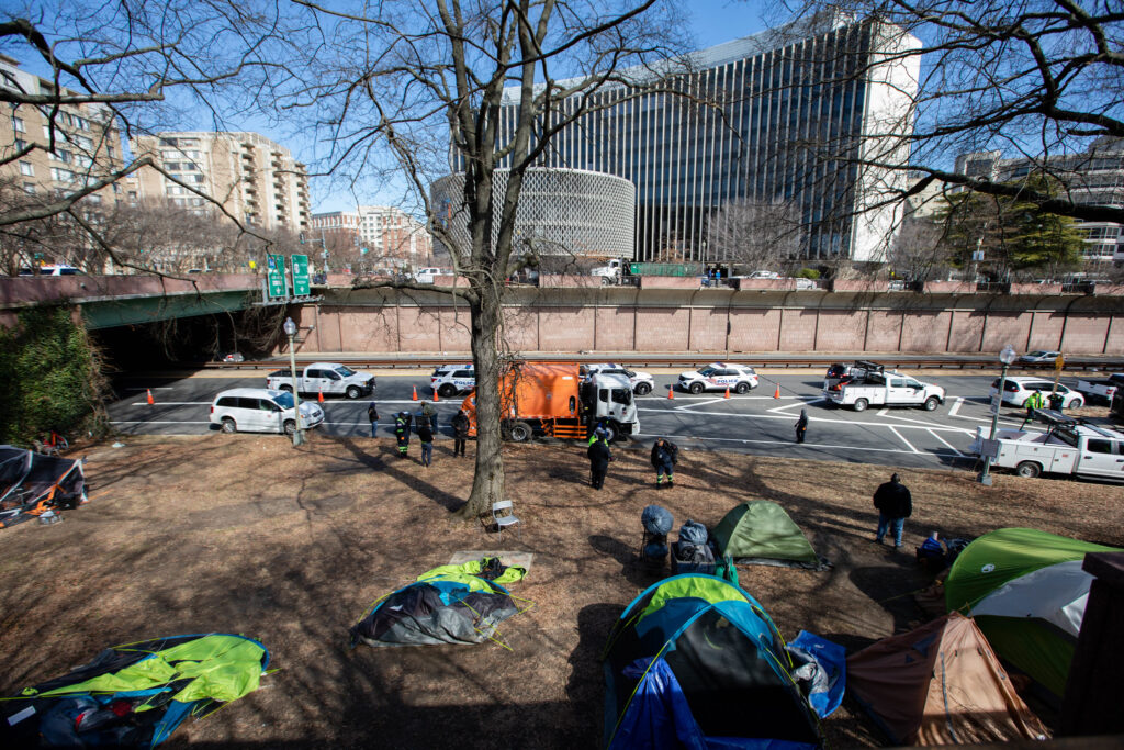 People experiencing homelessness struggle avoid violence